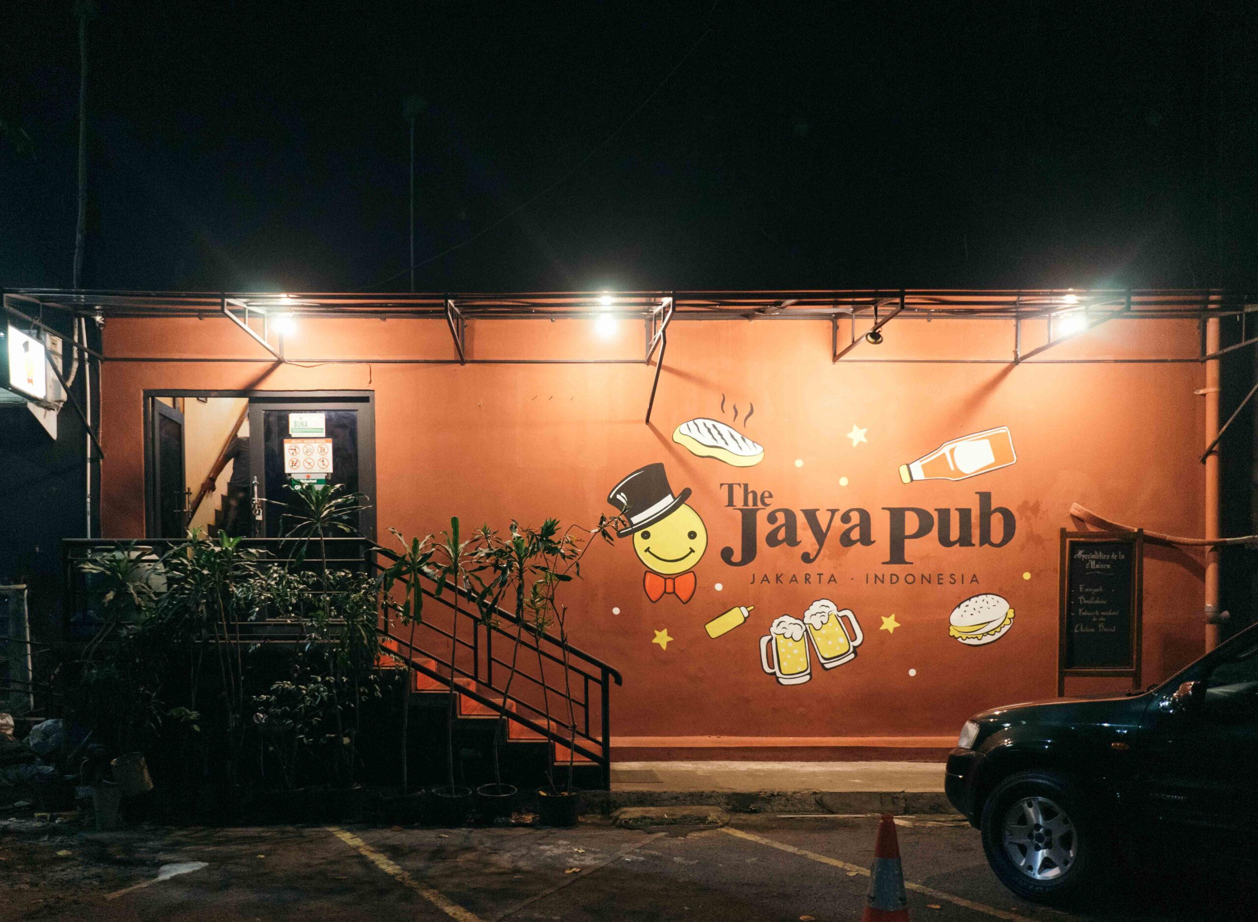 The Jaya Pub Rekindles Its Glory - Manual Jakarta