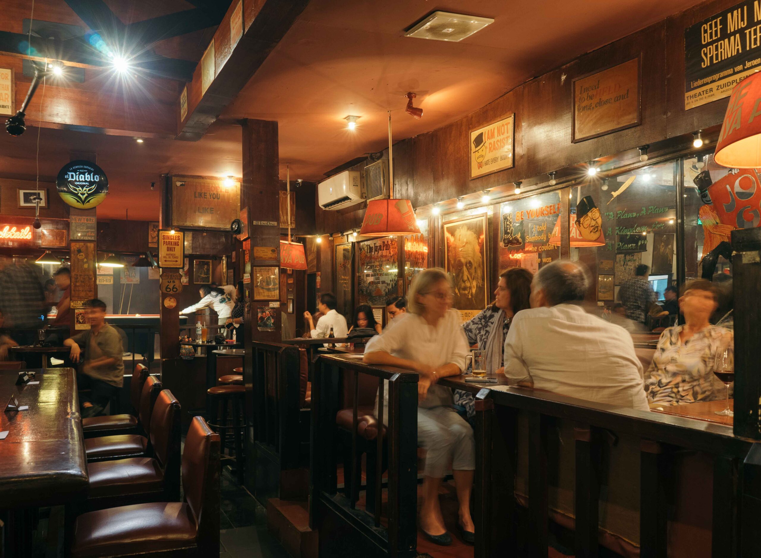 The Jaya Pub Rekindles Its Glory - Manual Jakarta