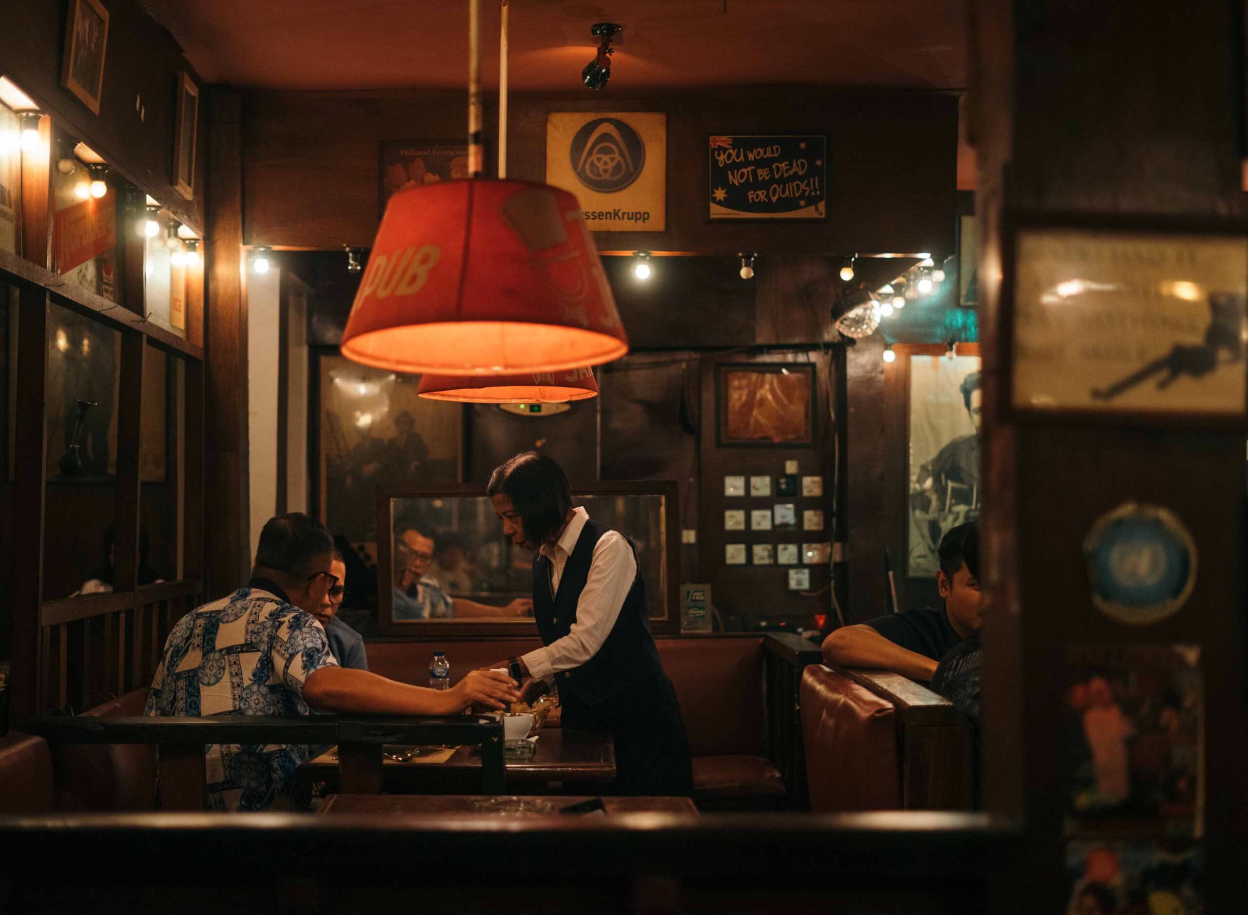 The Jaya Pub Rekindles Its Glory - Manual Jakarta
