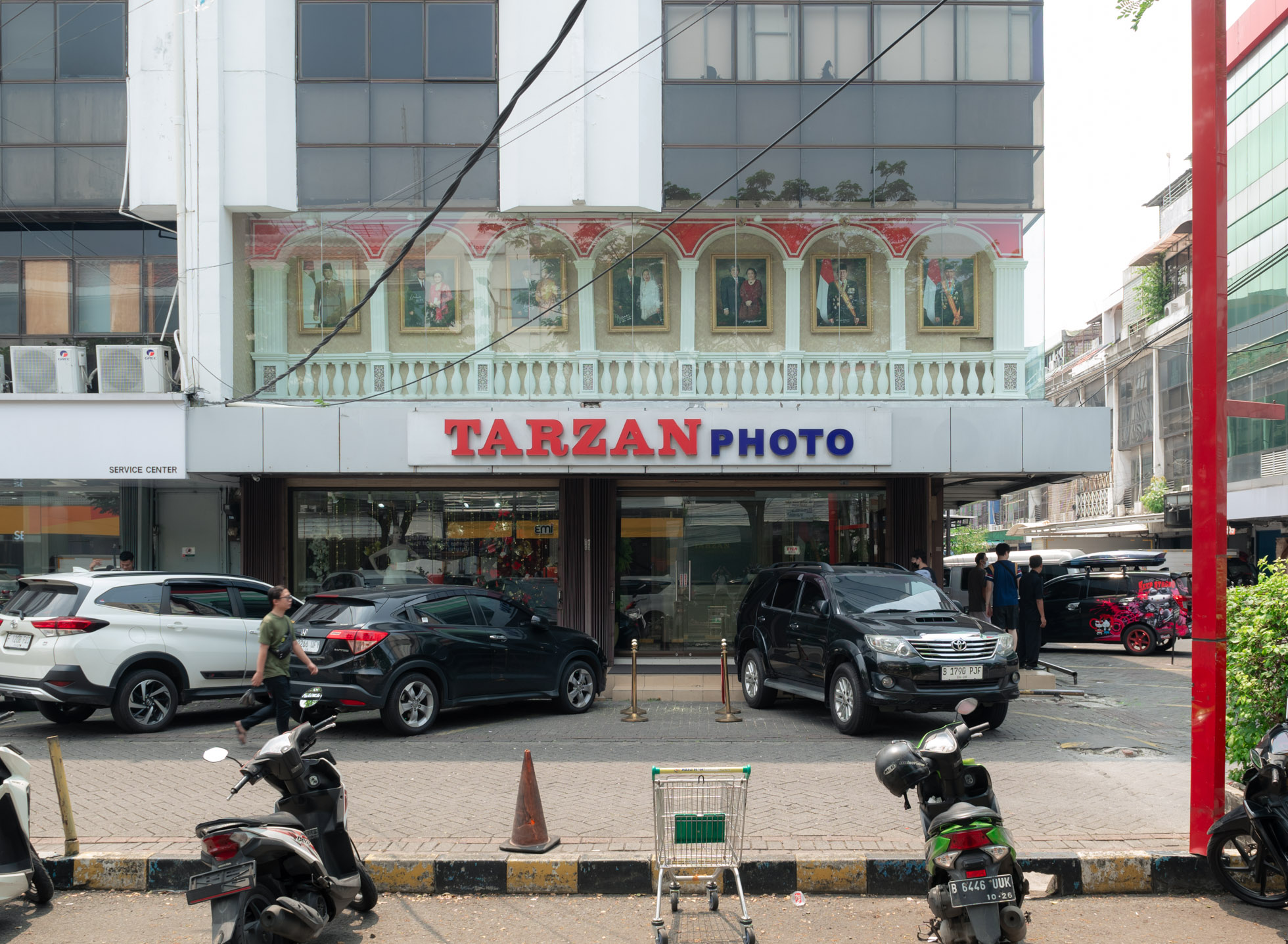 70 Years On, Tarzan Photo Is Still Capturing Milestones and Moments ...