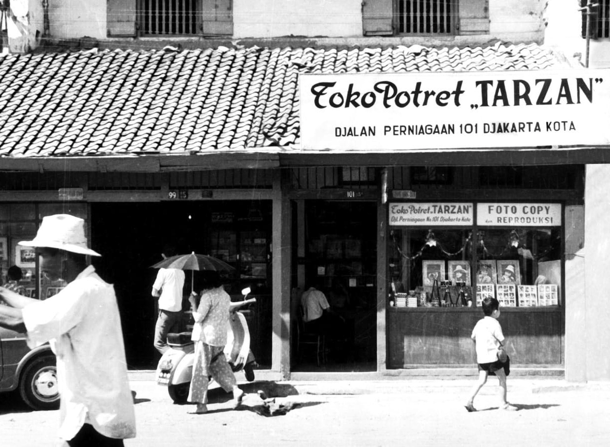 70 Years On, Tarzan Photo Is Still Capturing Milestones and Moments ...