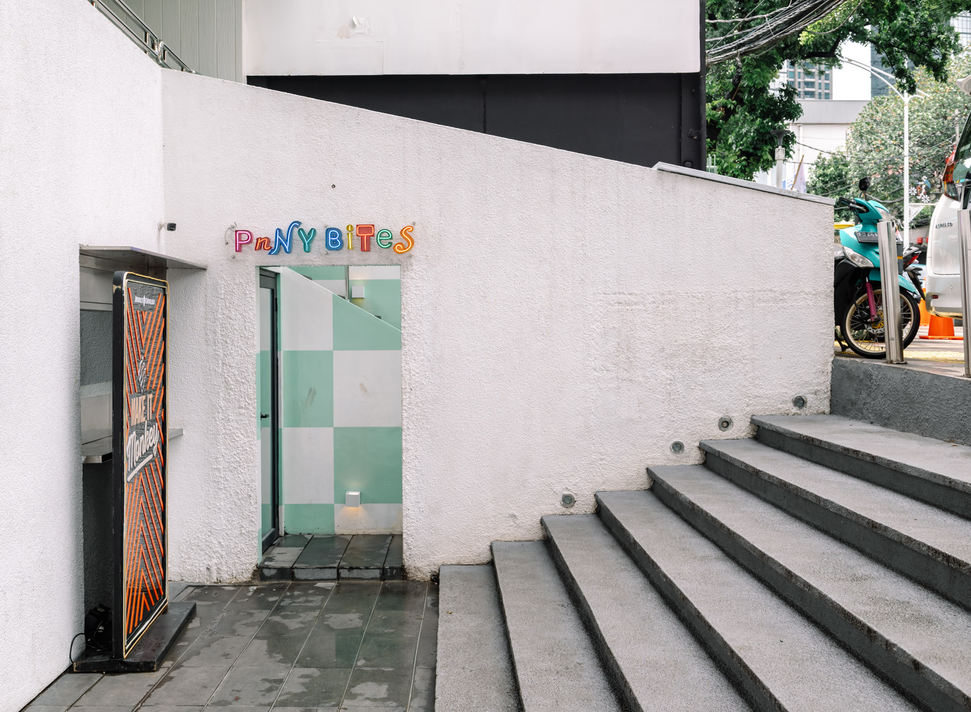 PNNY Bites Into Senopati - Manual Jakarta