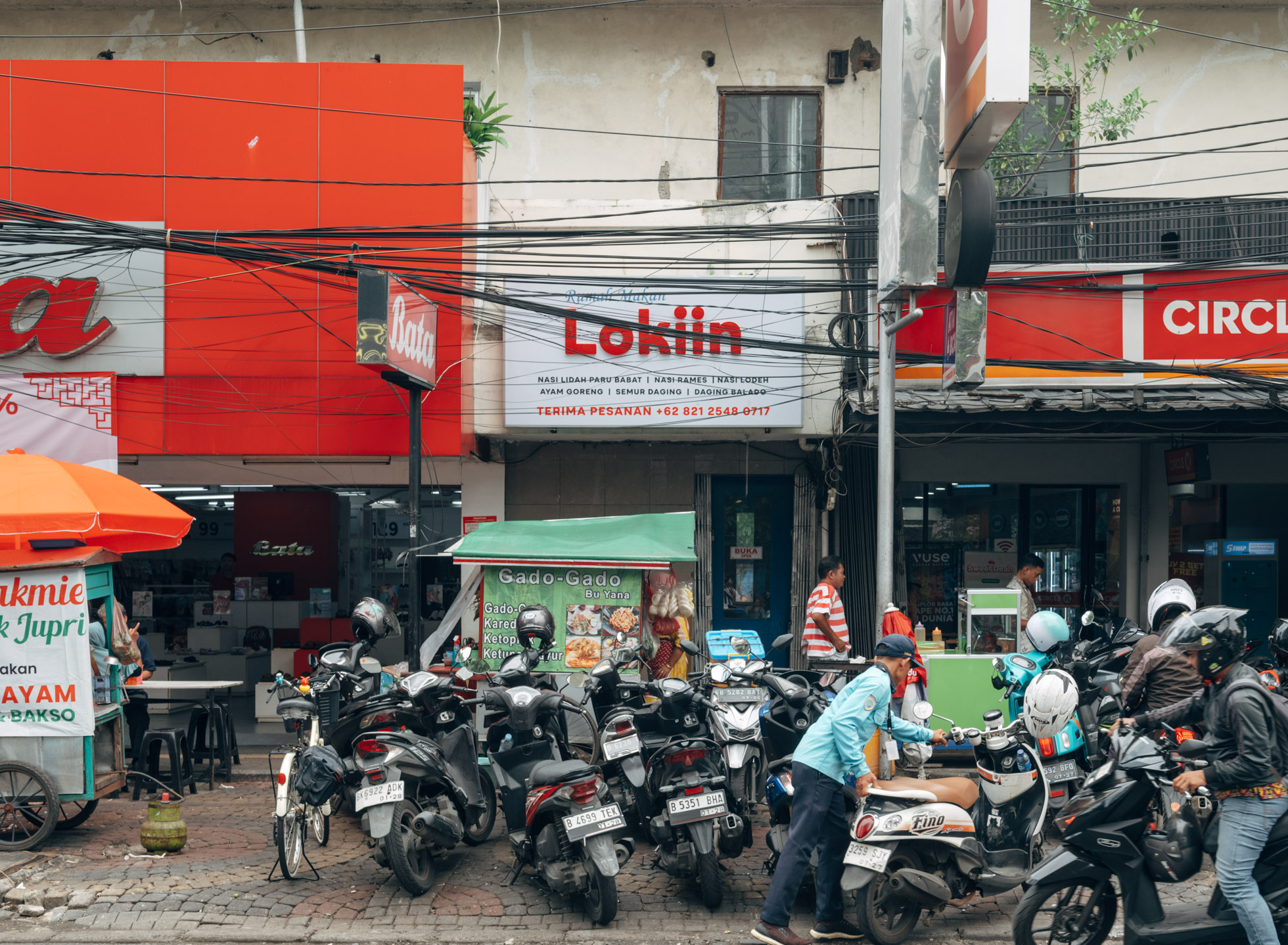 Rumah Makan Lokiin’s Homestyle Fare Hits Sabang Street - Manual Jakarta