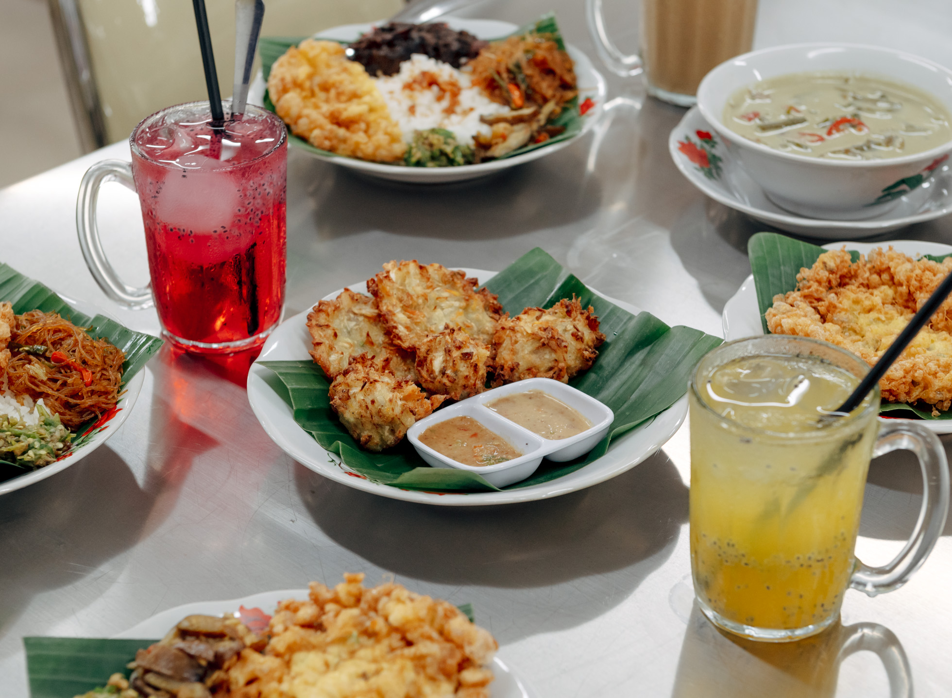 Rumah Makan Lokiin’s Homestyle Fare Hits Sabang Street - Manual Jakarta