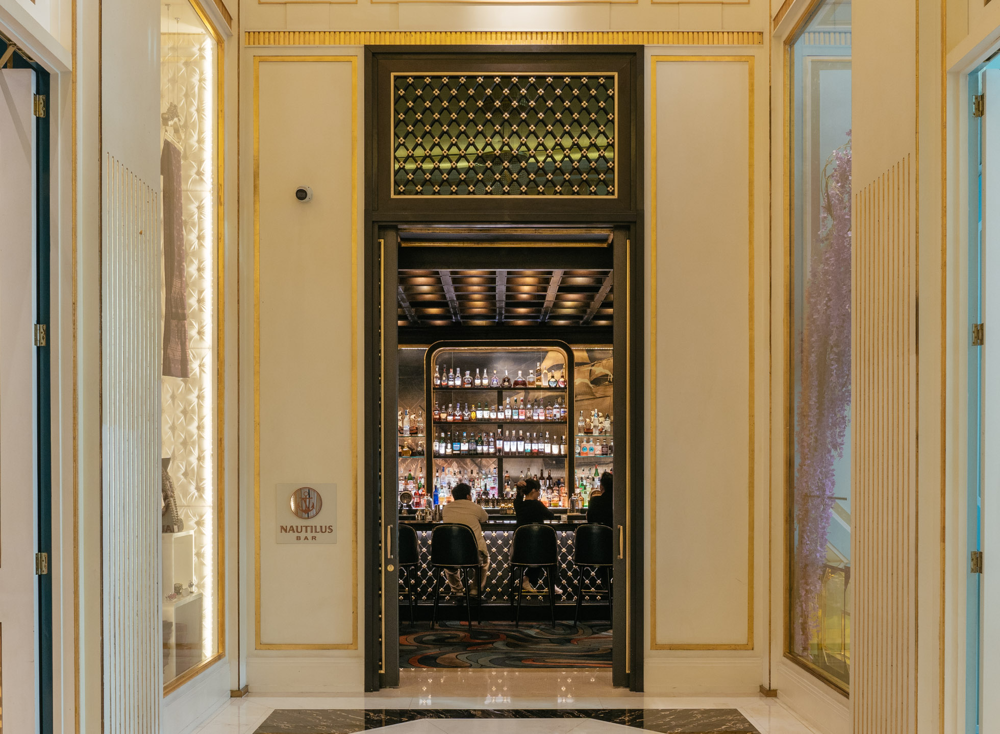 At Nautilus Bar, a Voyage Across the Archipelago - Manual Jakarta