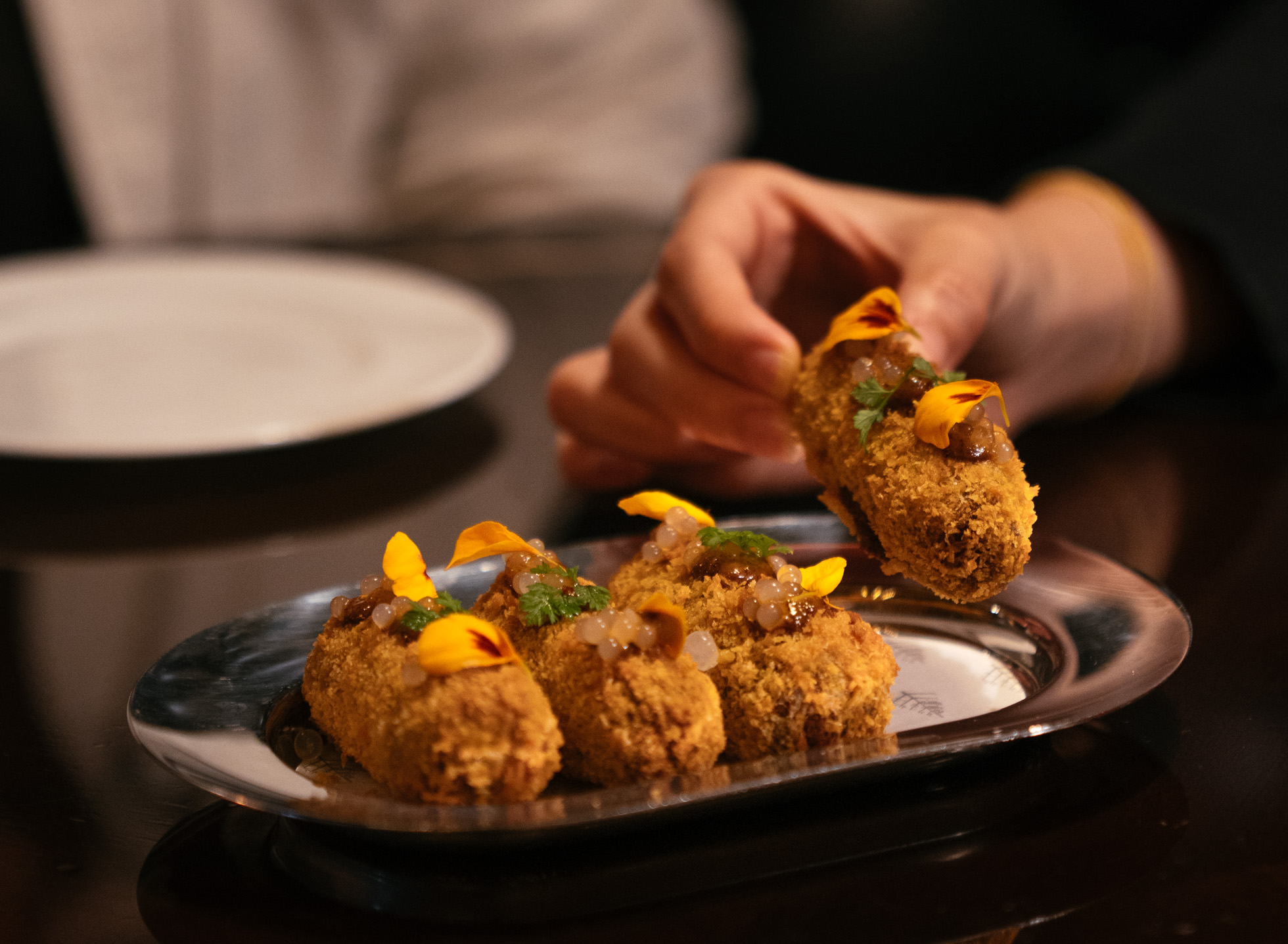 At Nautilus Bar, a Voyage Across the Archipelago - Manual Jakarta