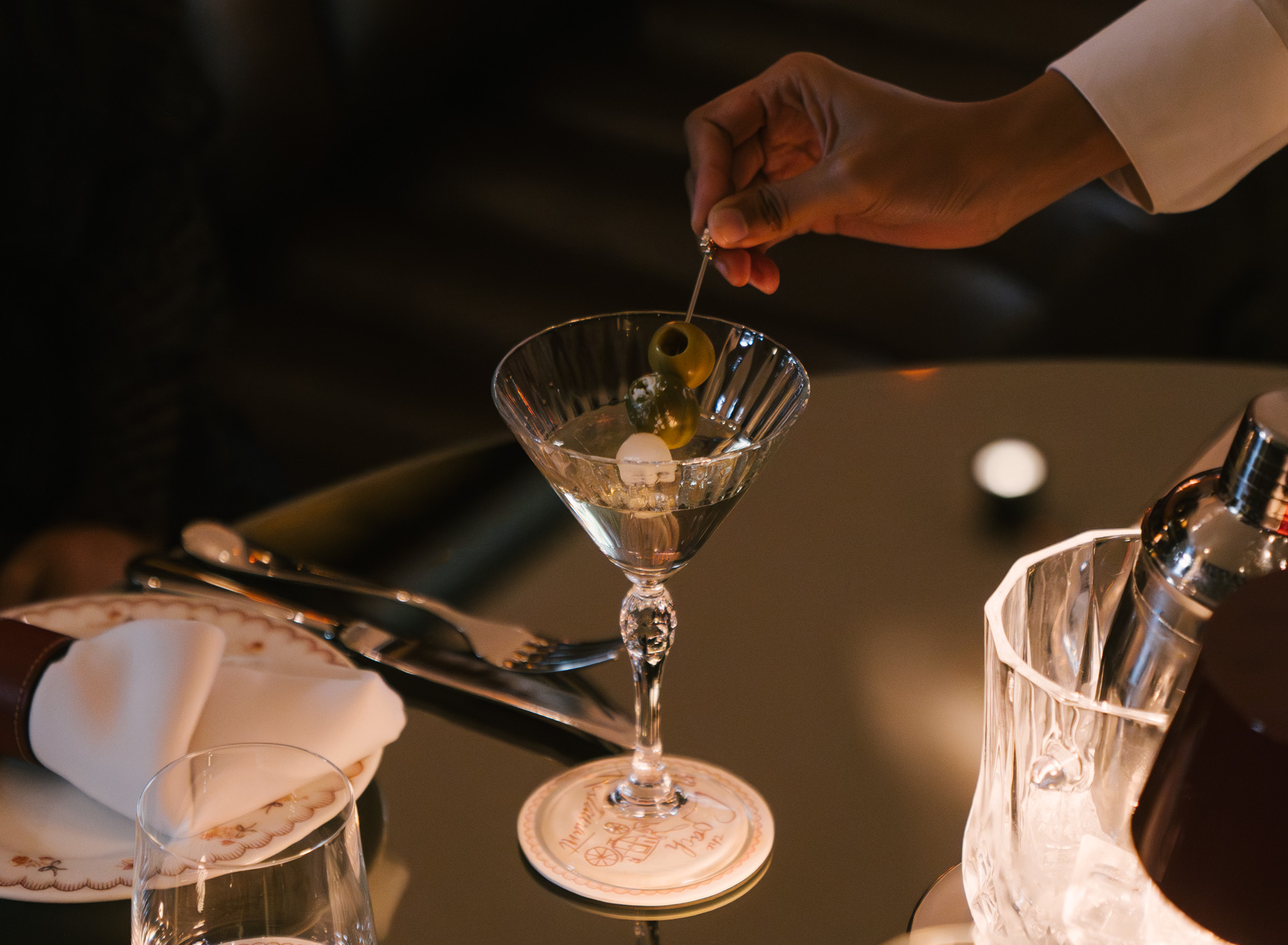 The Coach Restaurant Rides Into Jakarta - Manual Jakarta