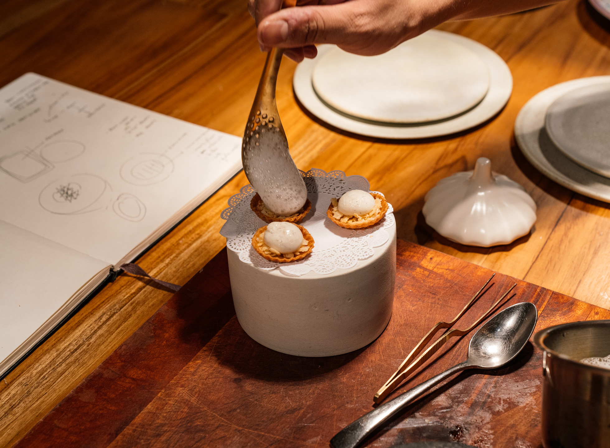 The Craft of Eating with Your Eyes - Manual Jakarta