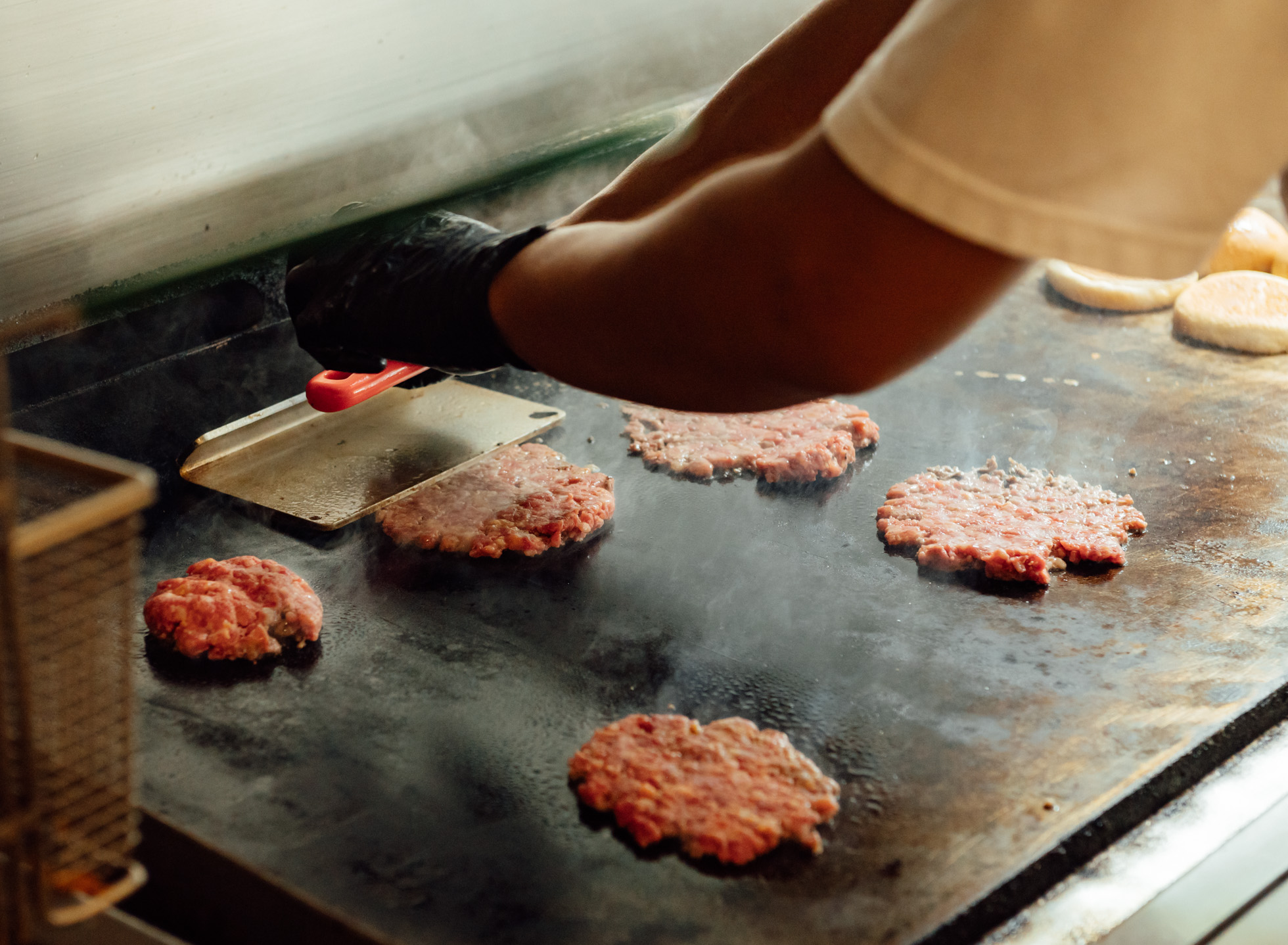 It's All About the Beef at Dan's Burgers - Manual Jakarta