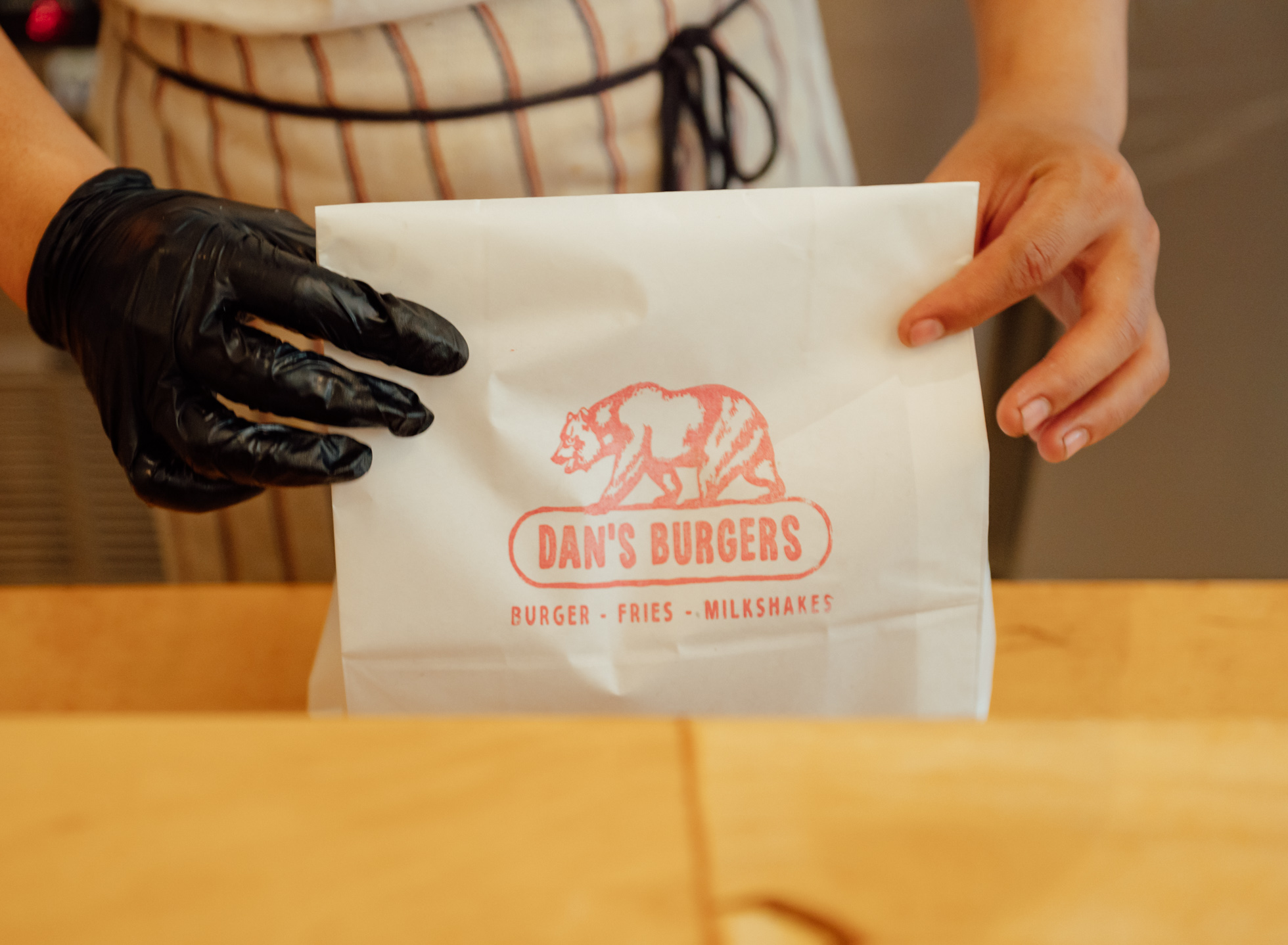 It's All About the Beef at Dan's Burgers - Manual Jakarta