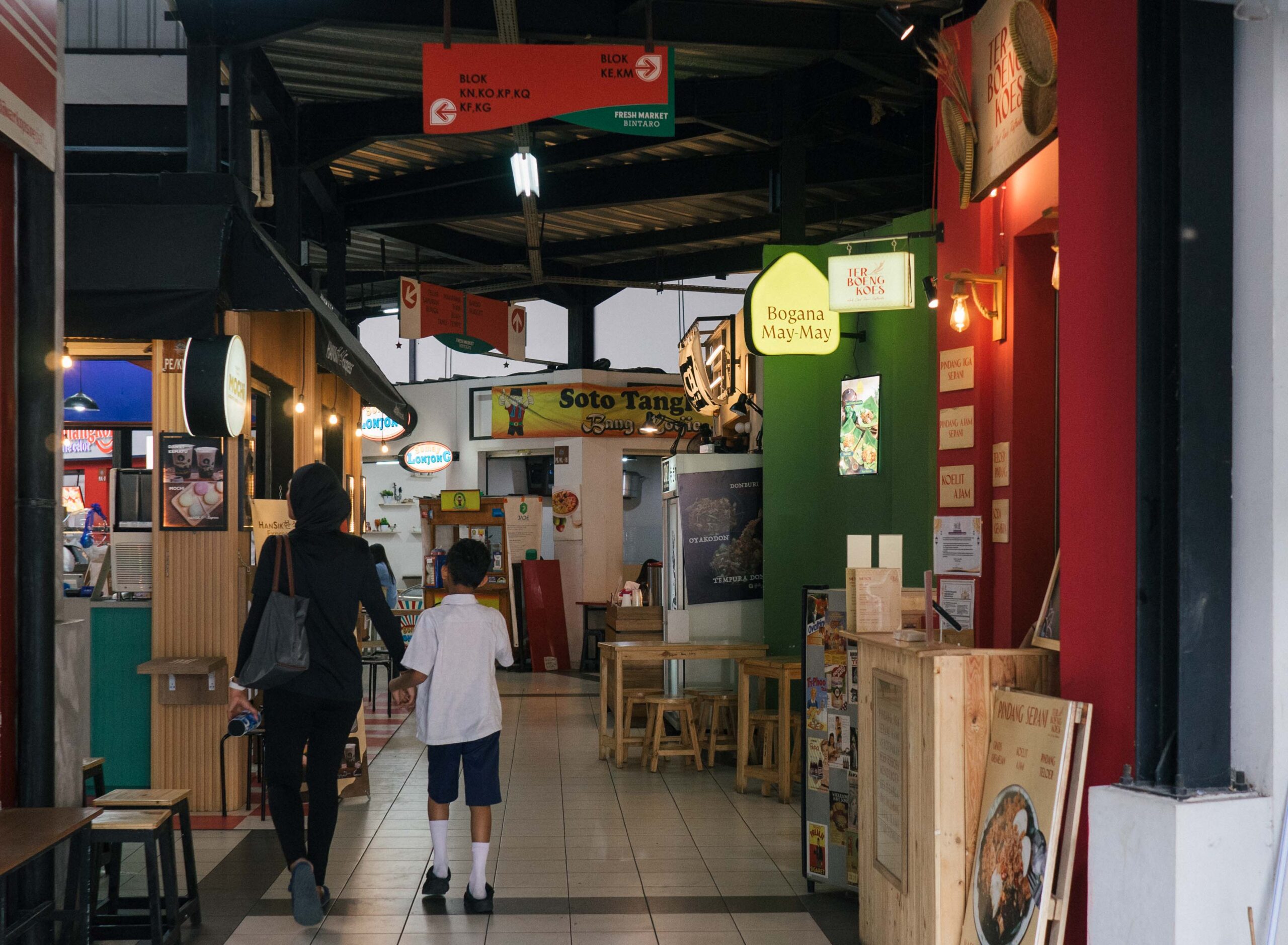 Fresh Market Bintaro: A Traditional Market with New Appeal - Manual Jakarta