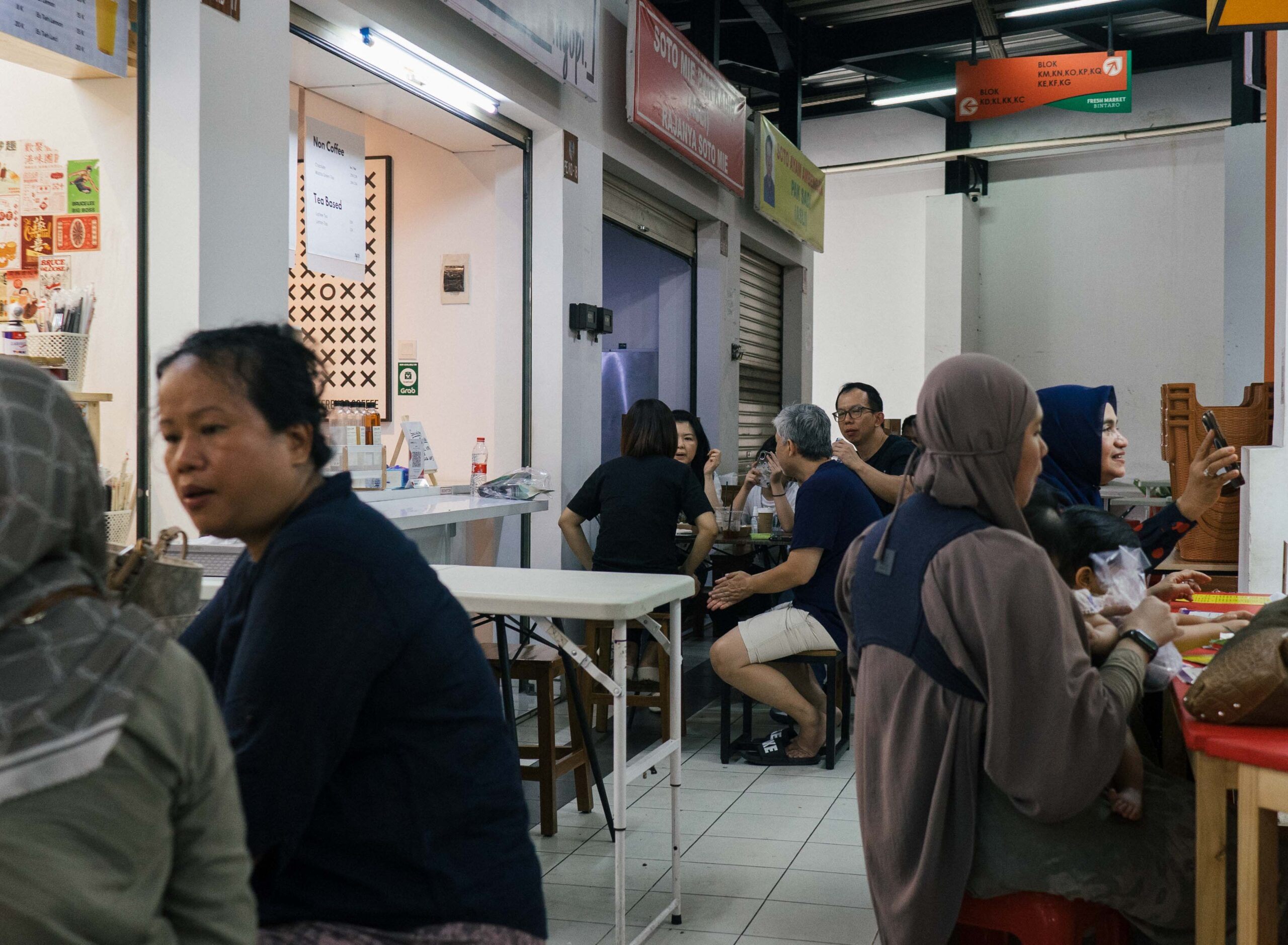 Fresh Market Bintaro: A Traditional Market with New Appeal - Manual Jakarta