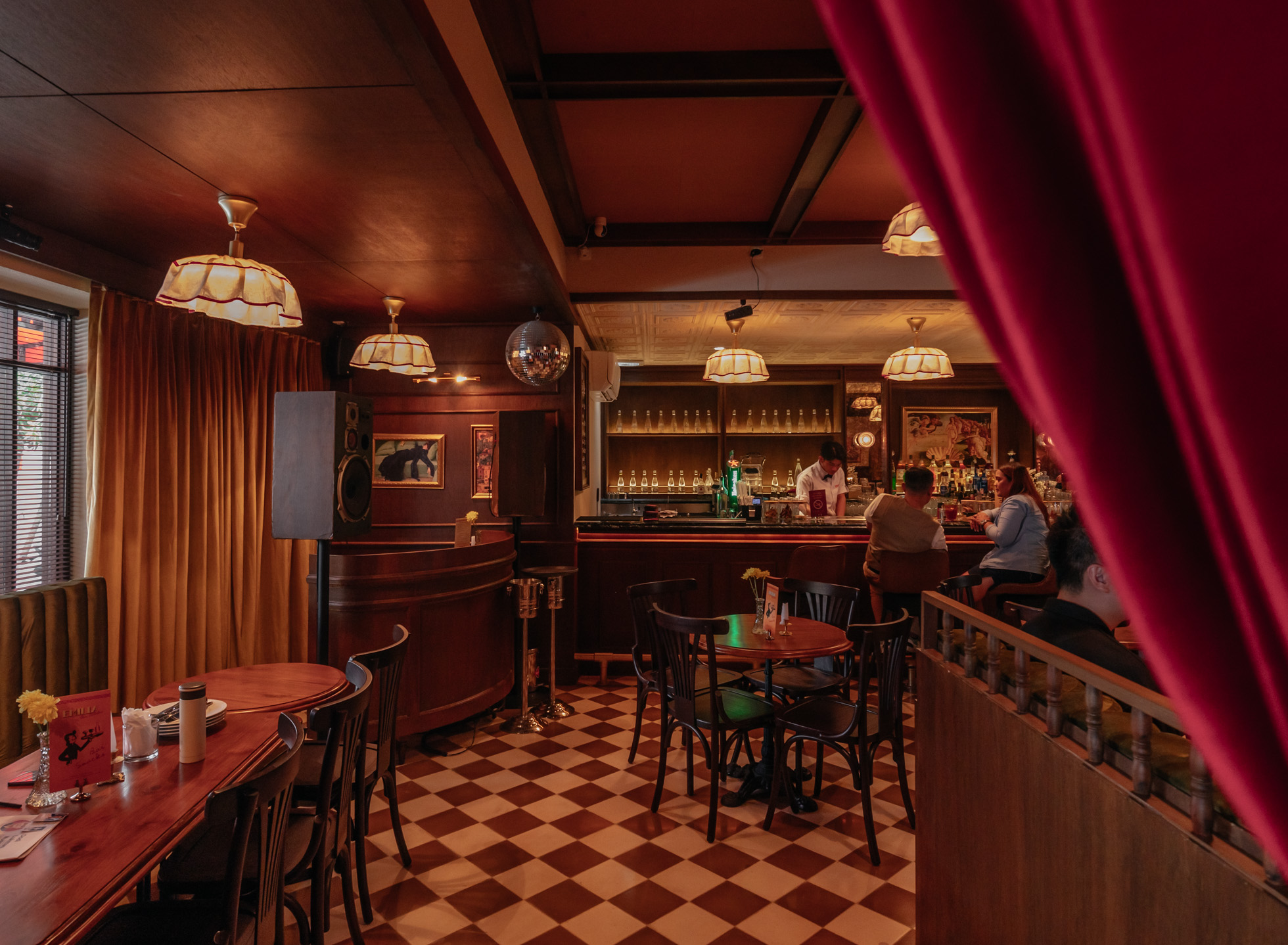 Emilia Bar Italiano Menteng - Manual Jakarta