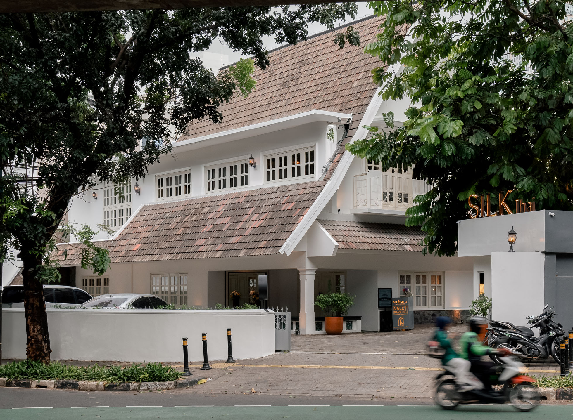 Silk Thai - Manual Jakarta