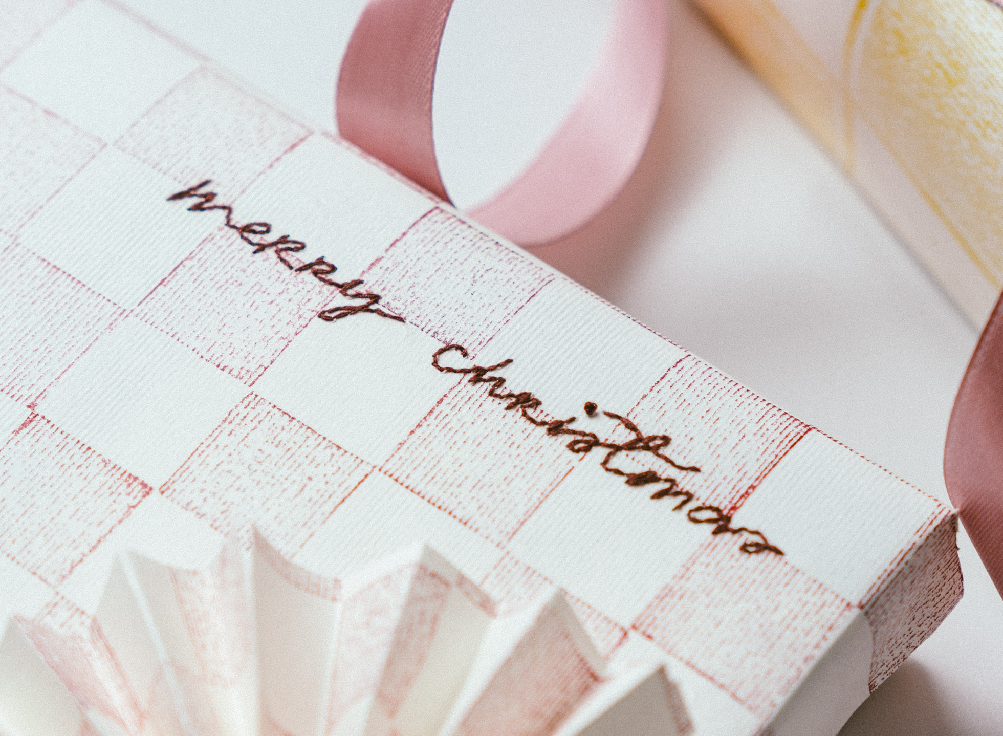 Manual Pick: Terbungkus Wrapping Paper - Manual Jakarta