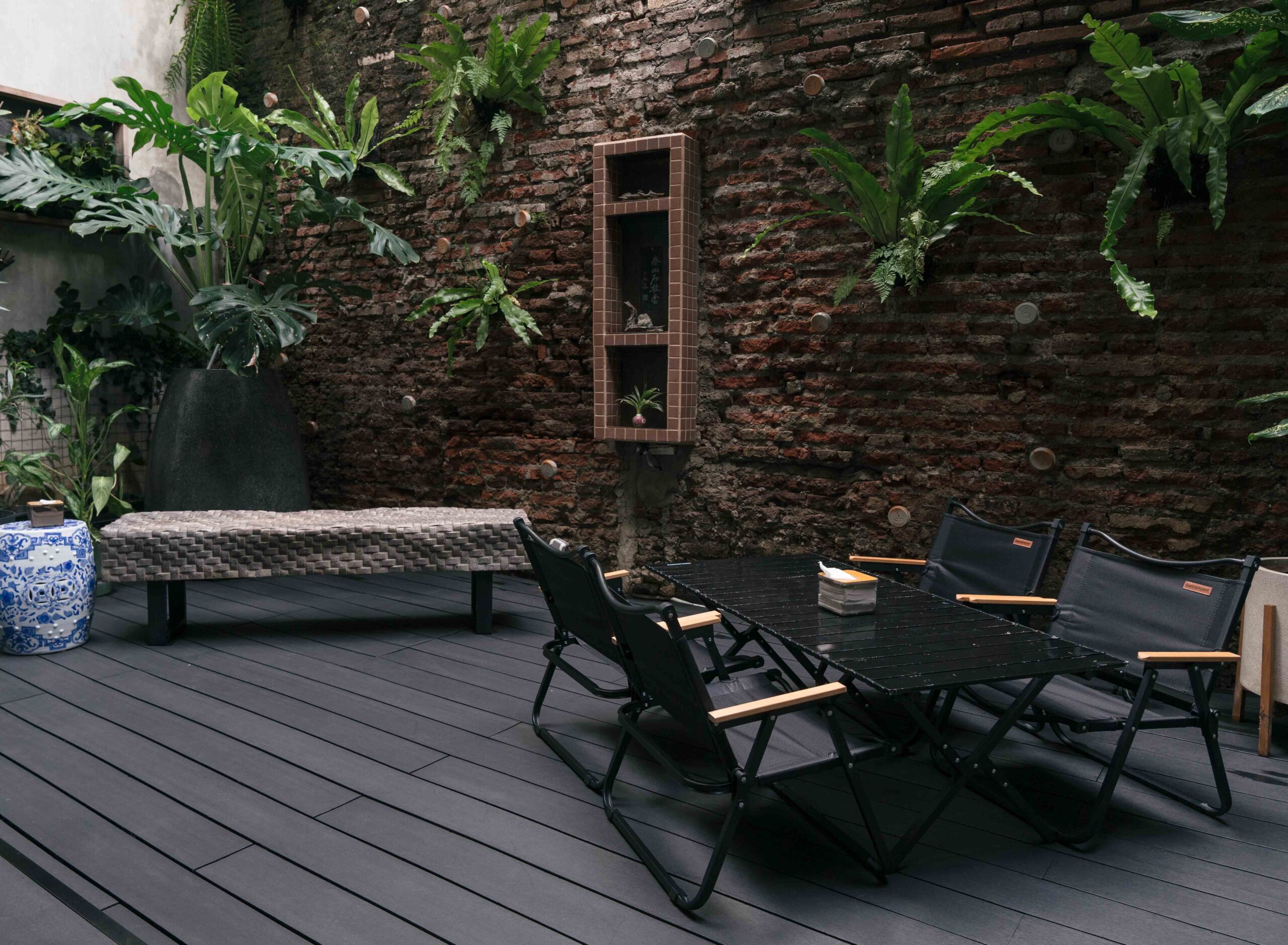 Artist Metta Setiandi Reflects on Her Neighbourhood Through MET Glodok ...