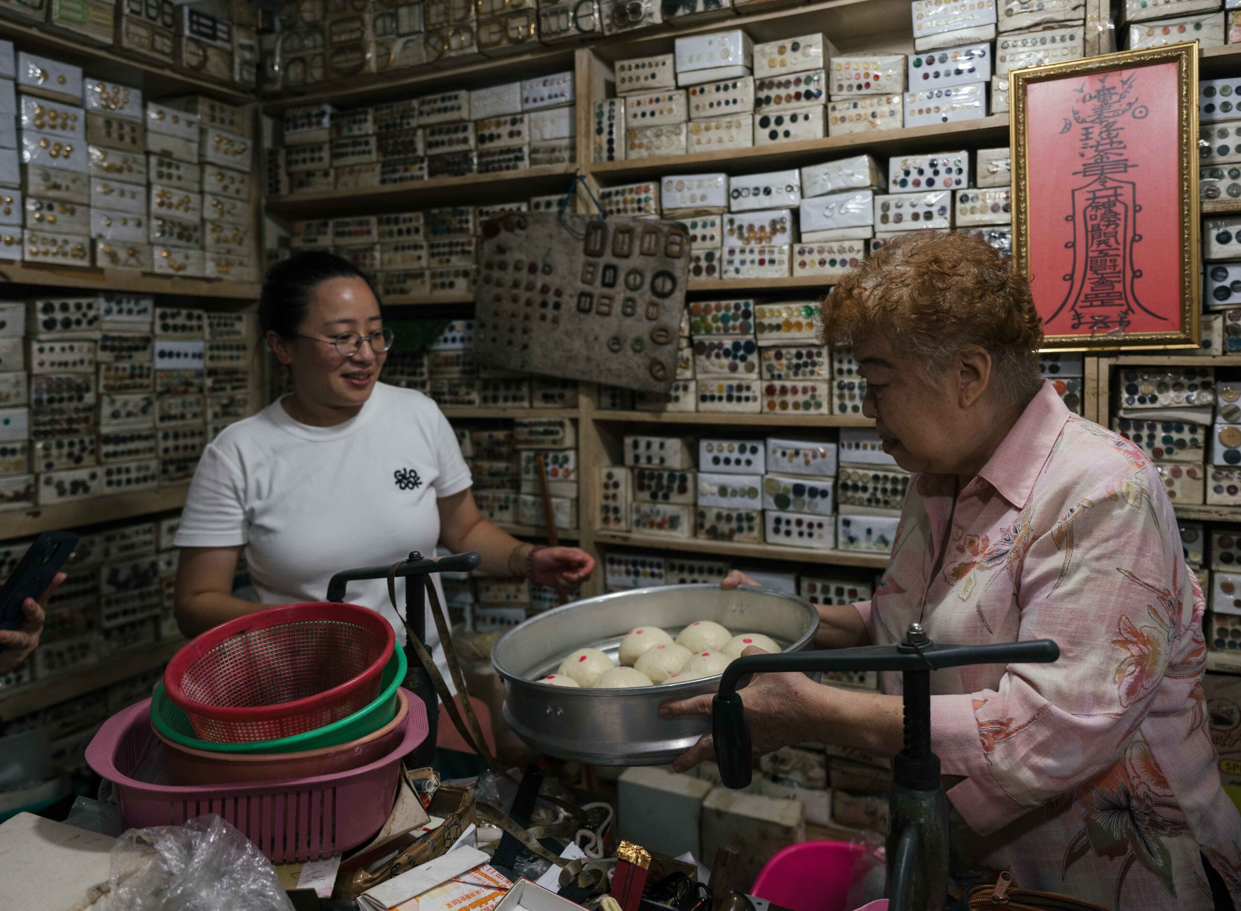 Artist Metta Setiandi Reflects on Her Neighbourhood Through MET Glodok ...