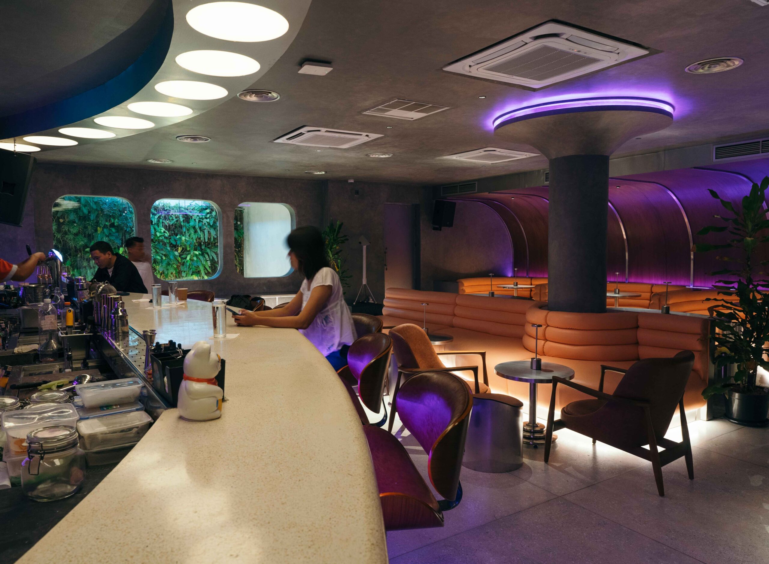 In the Orbit of Margot Bar - Manual Jakarta