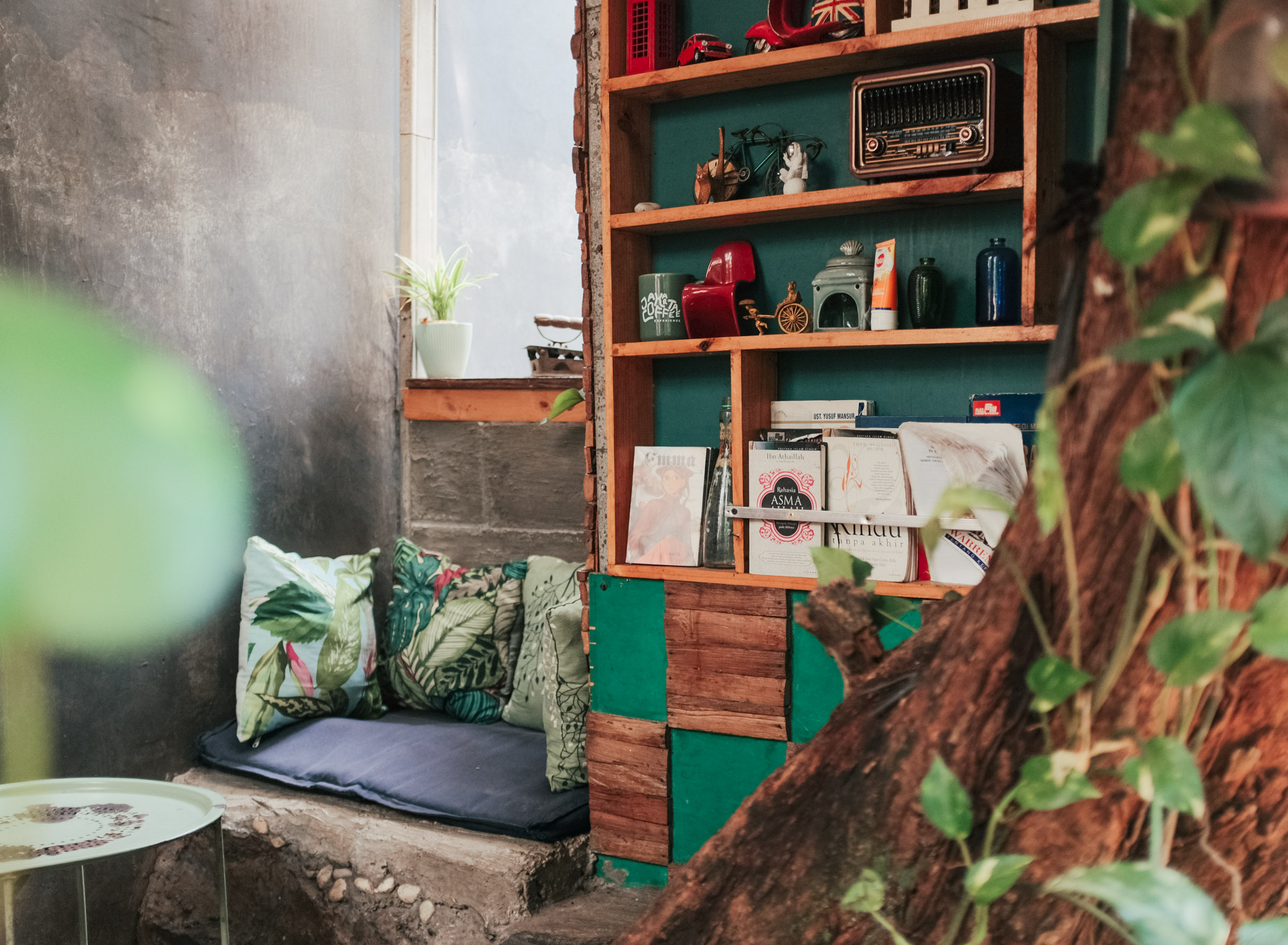 In a Quiet Alley, There's Membumi Kopi - Manual Jakarta